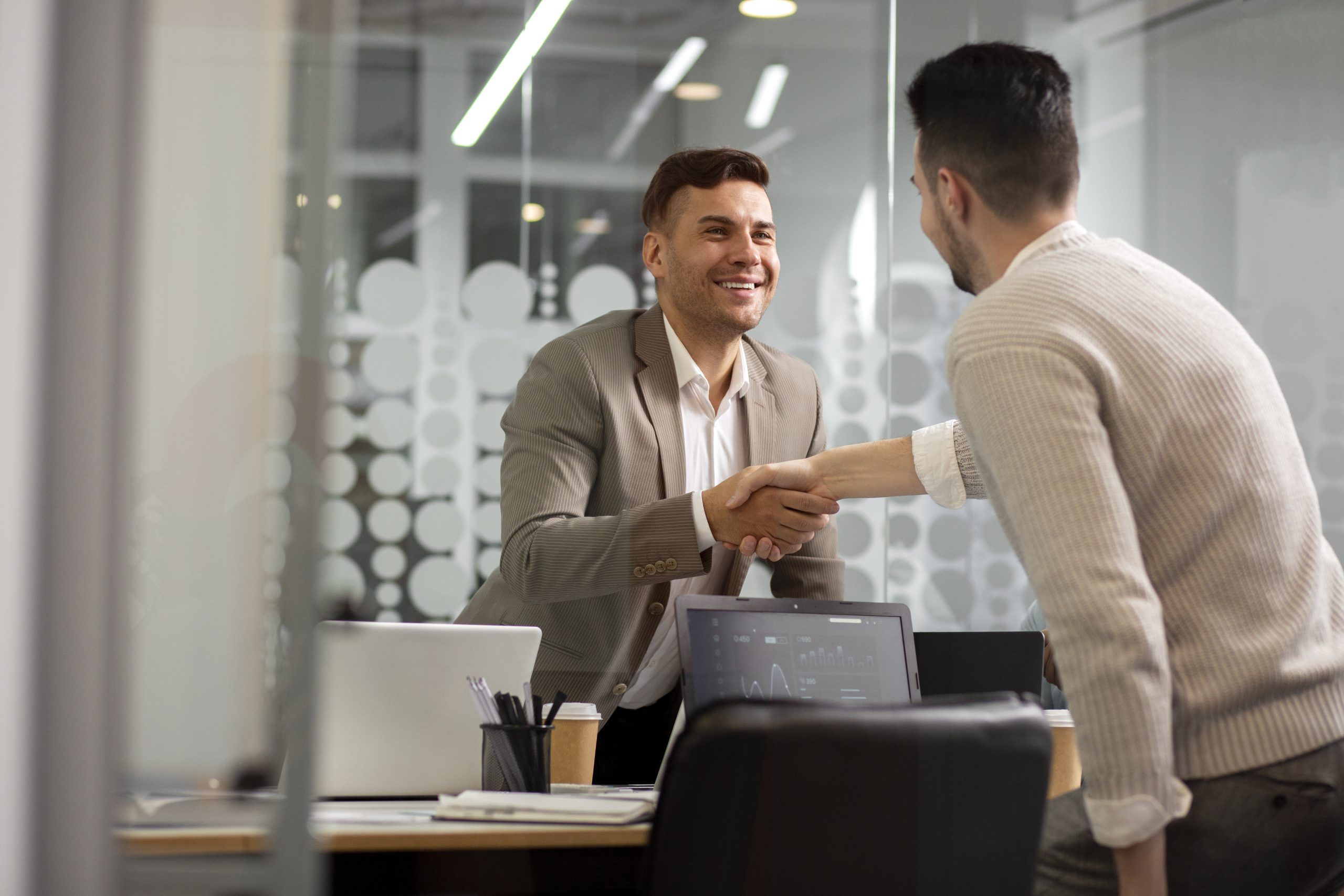 👤 Buyer Persona: Definiendo tu Cliente - wave